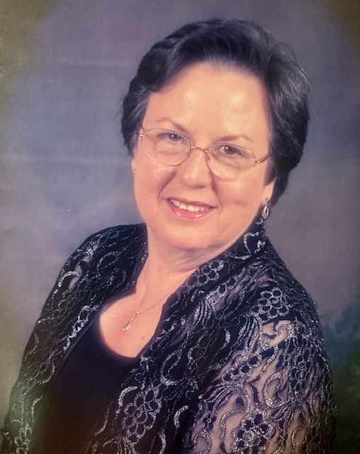 Eva Lou Manning Lindsey – Stroud Funeral Home